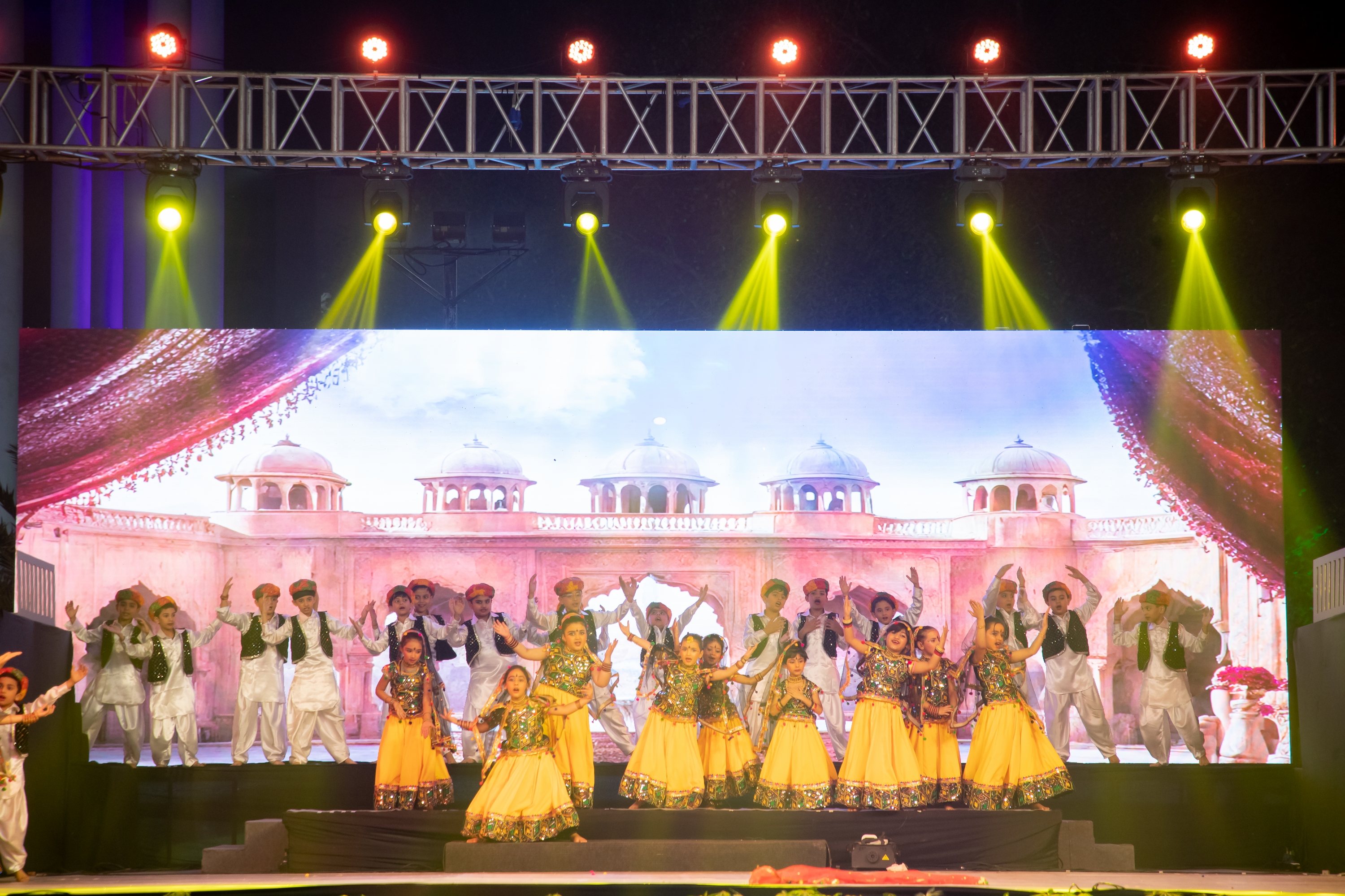 Gallery – MRIS Sector 14 Faridabad CBSE School Moments